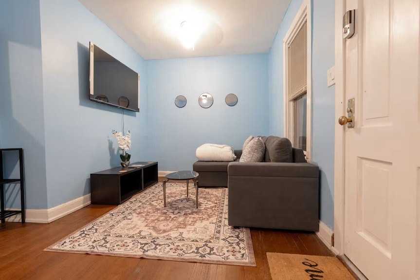 Cozy 1-bedroom House In Tranquil Skokie With Parking - Lincoln Square - Chicago