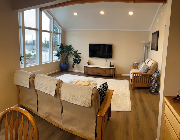 Scenic Stay With Game Room Near Olympic National Park & Downtown Port Angeles - Port Angeles, WA