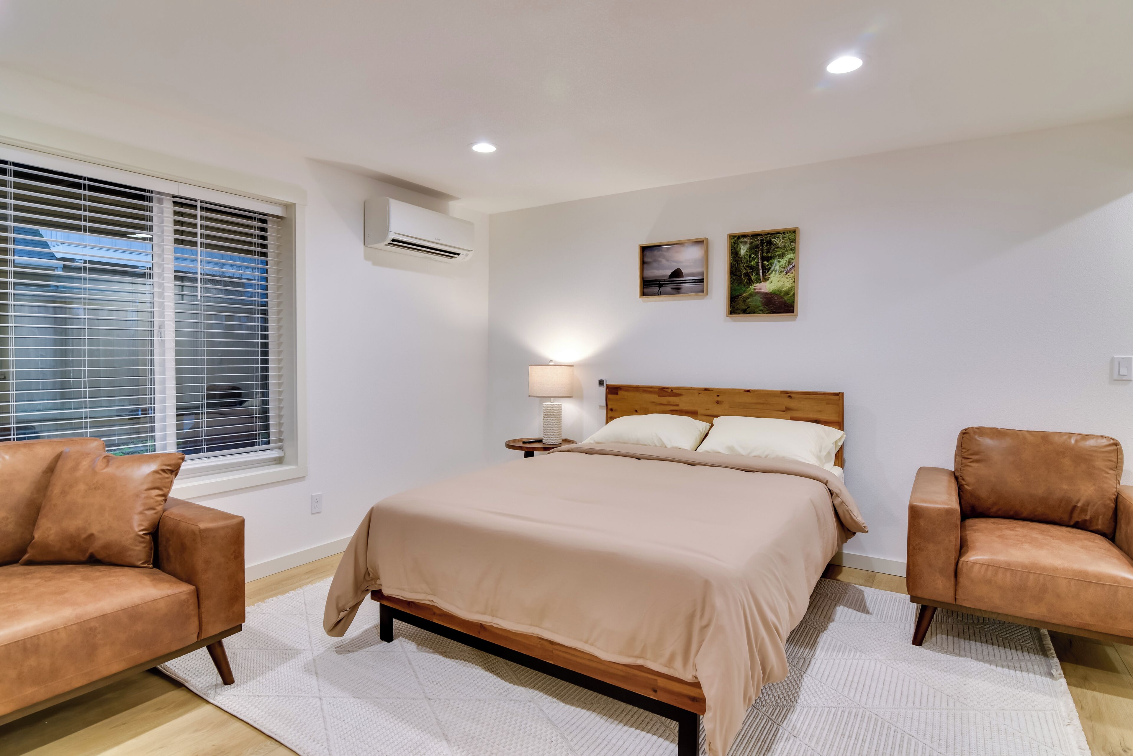 Walk To St Vincent Hospital: Chic Portland Apt - Portland, OR