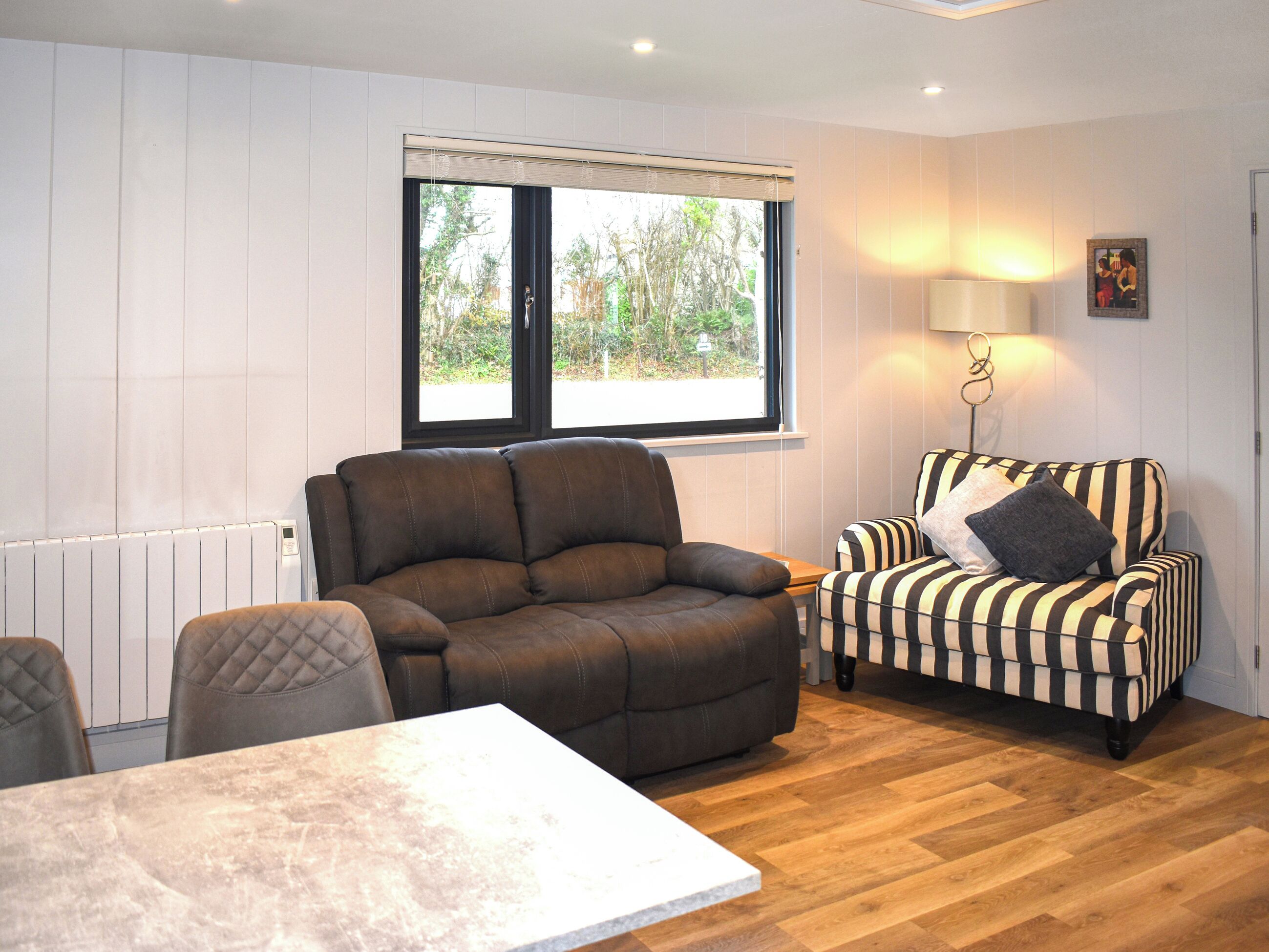 2 Bedroom Accommodation In Lyme Regis - Lyme Regis