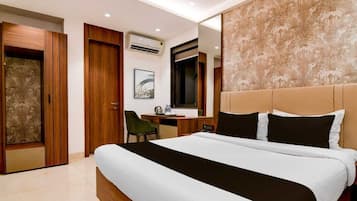 Escrivaninha, espaço de trabalho para notebook, Wi-Fi de cortesia