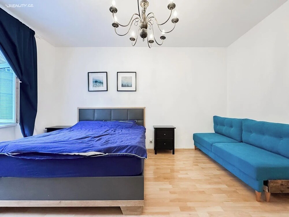 1BR in Prague 8 - Karlín & Open-plan Living & Kitchen - for 5 Guests ...