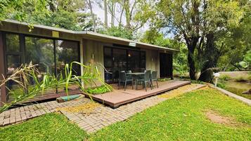 Suite Clássica, vista para o lago | Refeições ao ar livre