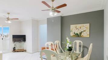 Apartamento Básico | Restaurantes