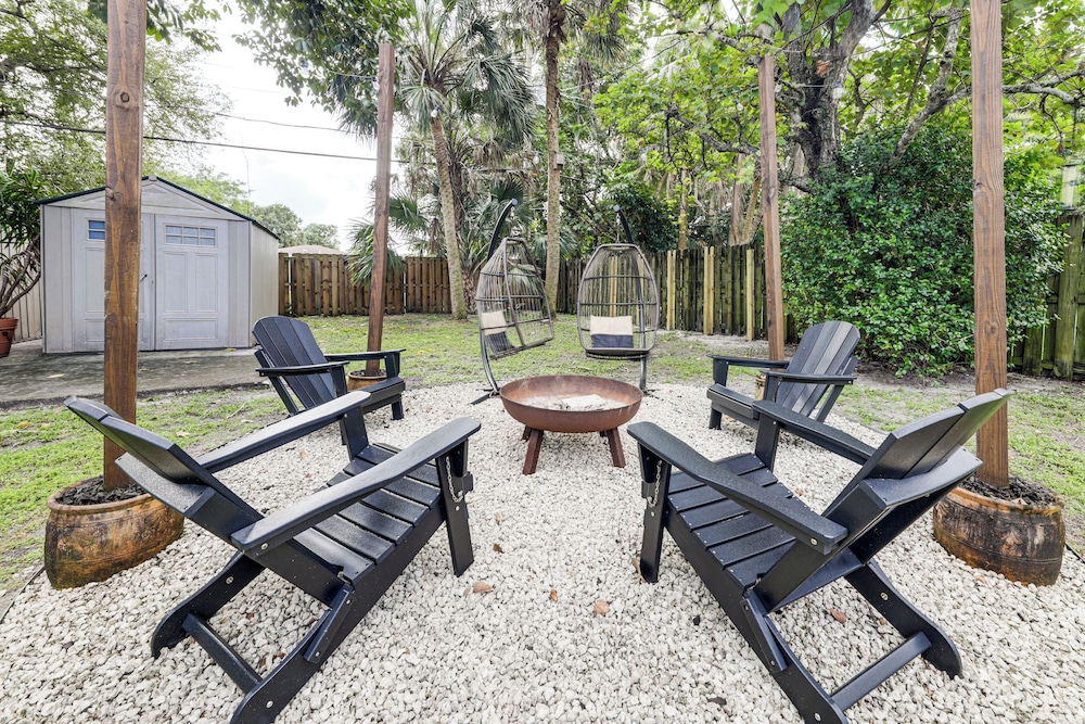 5 Mi To Las Olas Beach! Bright Home W/ Fenced Yard - Sunrise, FL