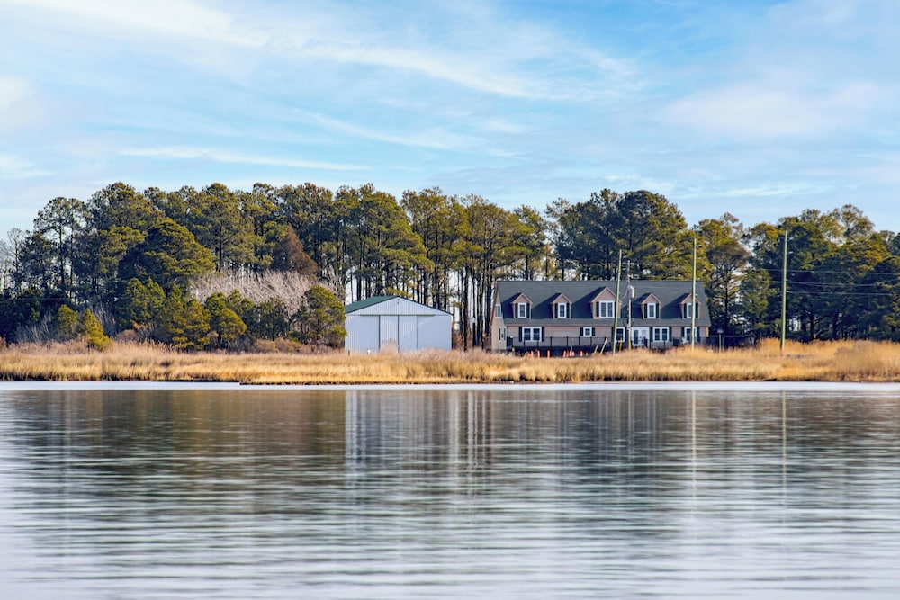'The Bayside Escape' Remote Chesapeake Bay Estate - Maryland (State)