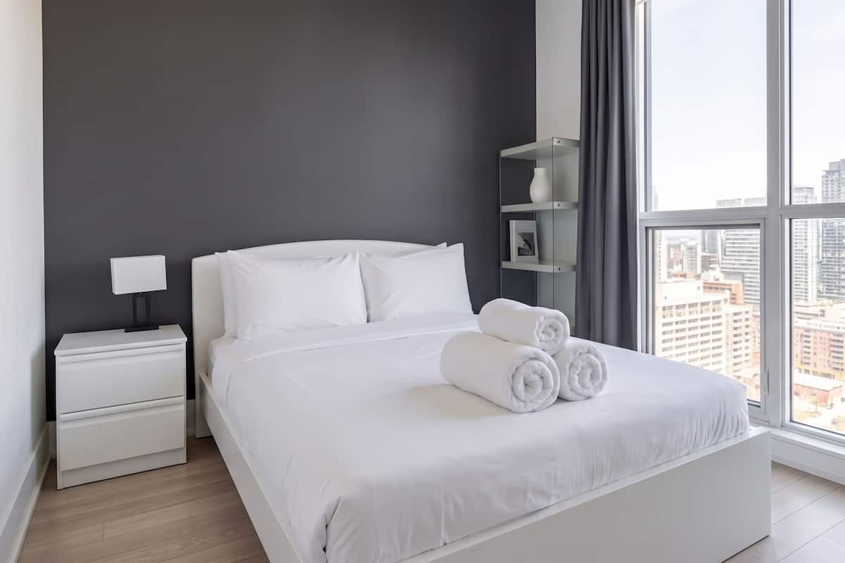 Quarto casal luxo, terraço | Roupas de cama premium, Wi-Fi de cortesia, roupa de cama