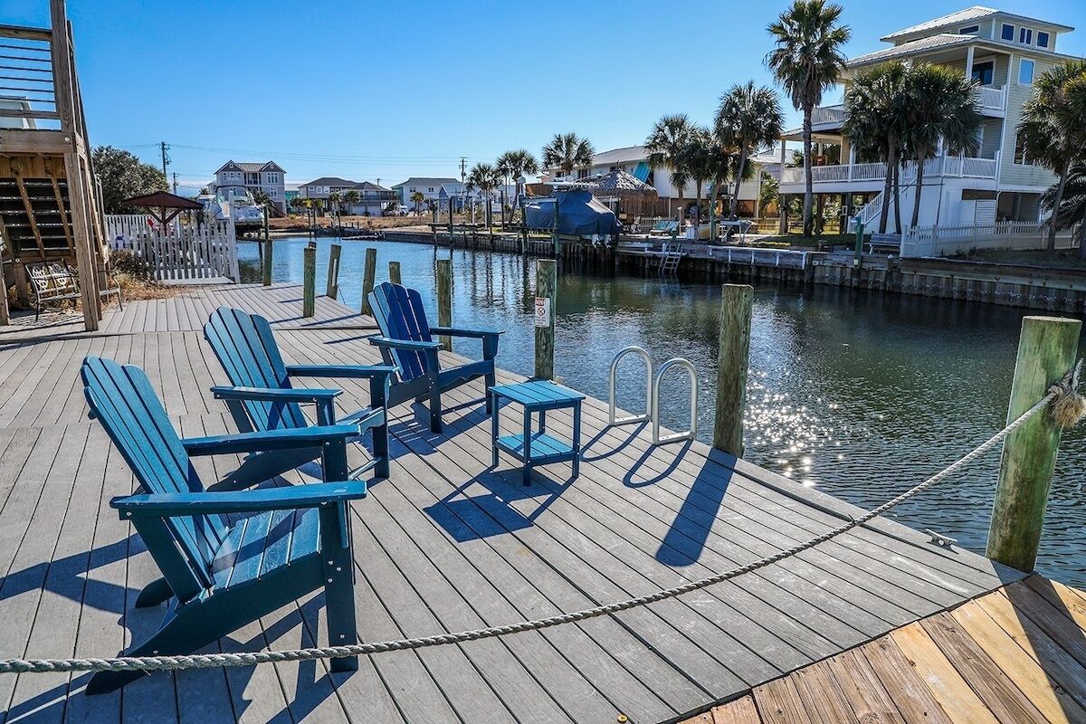 Waterfront Twin Townhome, Private Dock, Near Beach - Navarre, FL