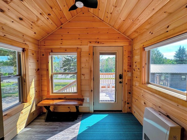 Bmv8 Tiny Home Topline - Ferris Wheel, Jefferson