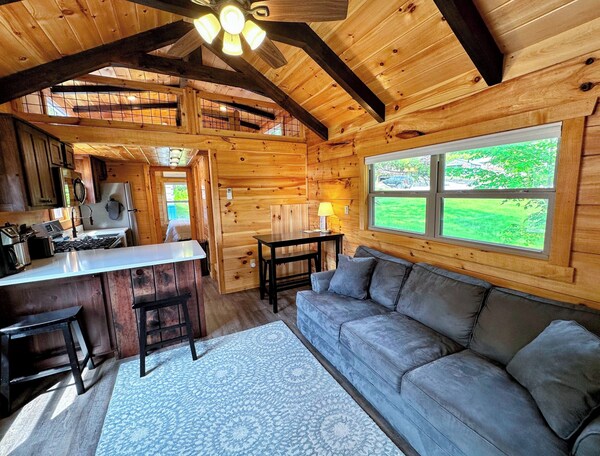 Bmv6 Tiny Home Topline - Santa's Village, Jefferson