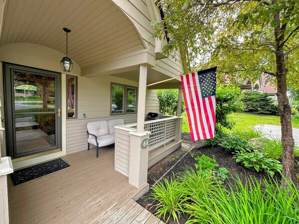 Fv44 Tastefully Updated Single Level With AC, Wifi, Minutes From Skiing ...