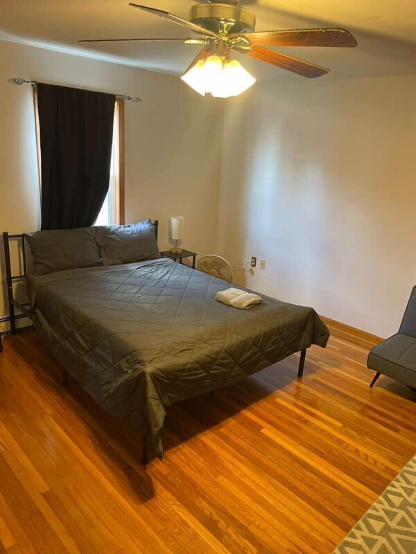 Homestay Near Near Savin Hill Area - Newton, MA