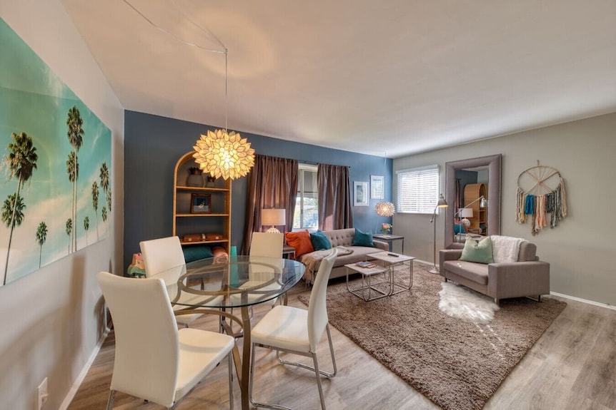 California-inspired Apt. In Safe & Ideal Location - El Monte, CA