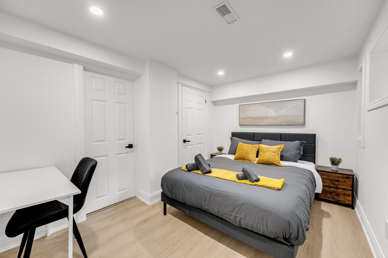 *Cozy* 1 Bedroom Home Near Waterfront/trails - Oakville