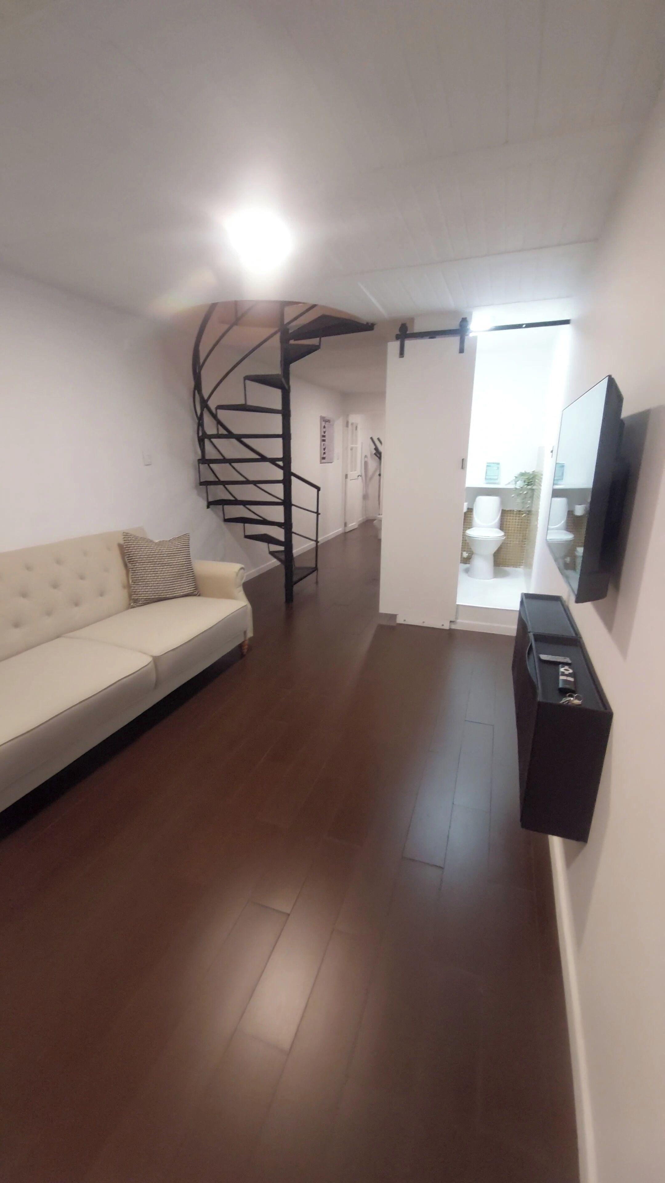 Duplex 131b 30 Minutes From Airport Apartment In 100% Popular Neighborhood - Cota