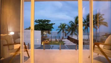 Quarto Duplo Deluxe, lanai (alpendre havaiano), vista para o mar | Interior