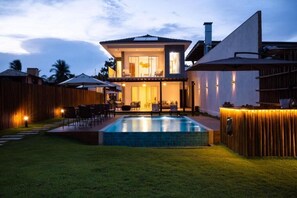 Piscina exterior 