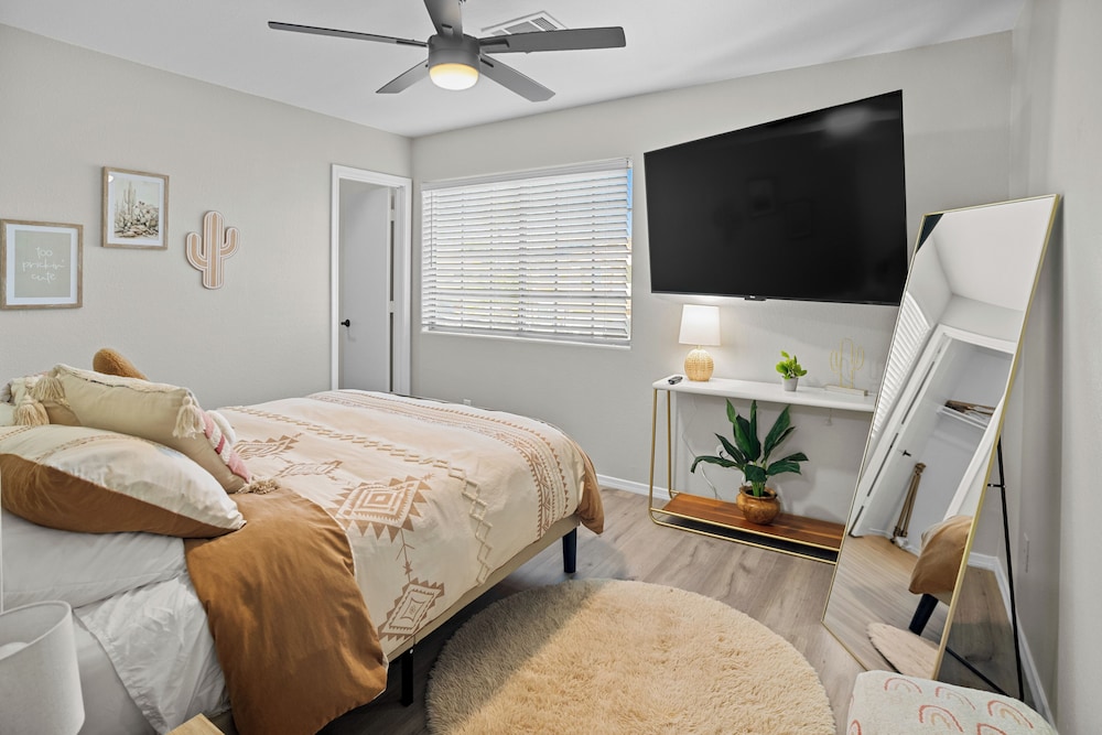 Family Oasis w/ Heated Pool near Spring Training! Reviews, Deals ...