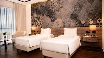 Camas Select Comfort, cofres nos quartos, escrivaninha
