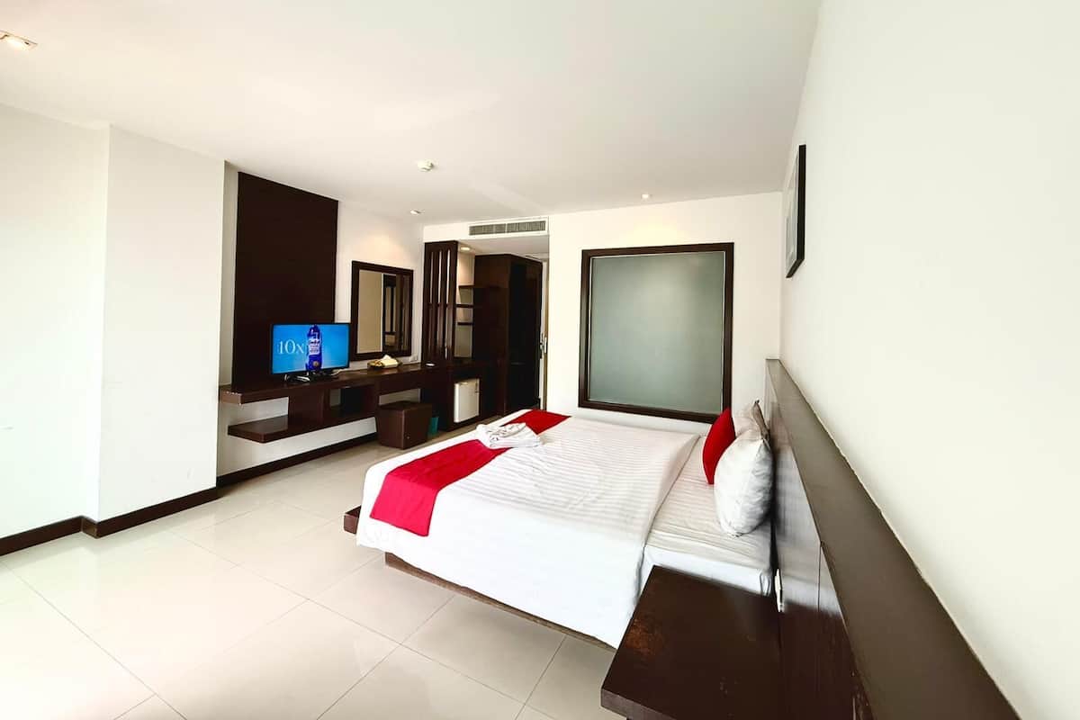 Quarto Duplo Superior, varanda | Cofre no quarto, Wi-fi grátis, roupa de cama fornecida