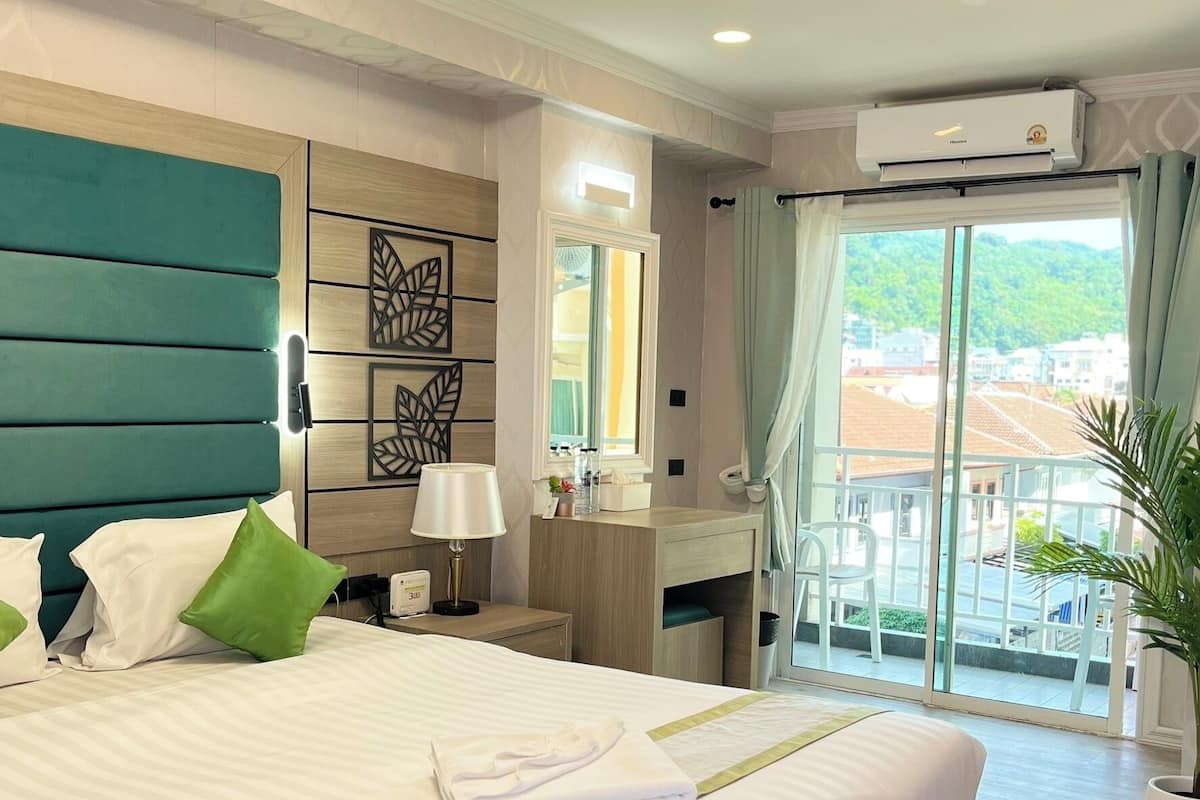 Suite de Luxo, varanda, vista para a montanha | Cofre no quarto, Wi-fi grátis, roupa de cama fornecida