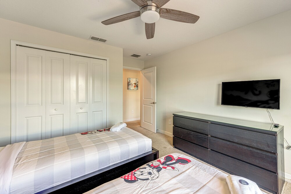 Lanai & Private Pool, 8 Mi to WDW: Family Getaway! Reviews, Deals ...