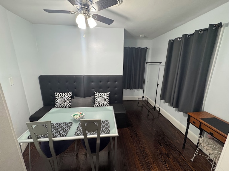 Historic Apartment In Bound Brook. Newly Renovated, Gated Parking, Garden Patio - ブリッジウォーター, NJ