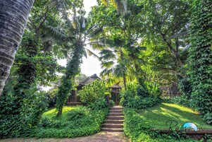 Casa de Campo Premium, vista para o jardim | Terrenos do alojamento