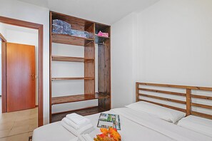 Apartamento Standard, vários quartos (La Piazzetta) | 1 quarto, Wi-fi grátis, roupa de cama fornecida 