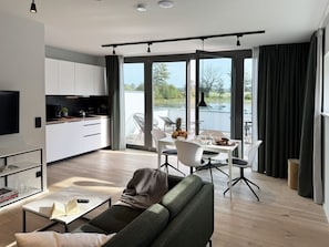 Die Lauschige A | Opções para refeição no quarto