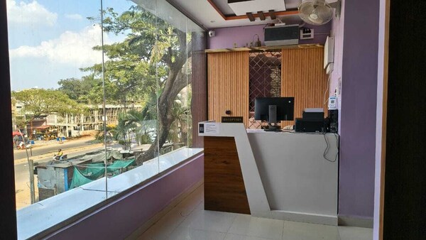 Hotel Blue Moon - Gadag-Betageri