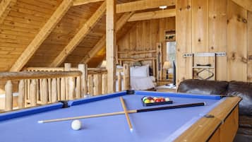 Cabine, 2 quartos | Sala de jogos