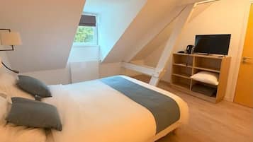 Quarto casal, vista para o jardim | Wi-Fi de cortesia