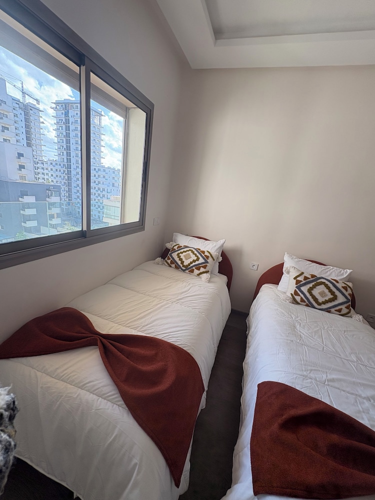 Comfort & Sun : Pool view, Beach 400m - Aïn Harrouda | Vrbo