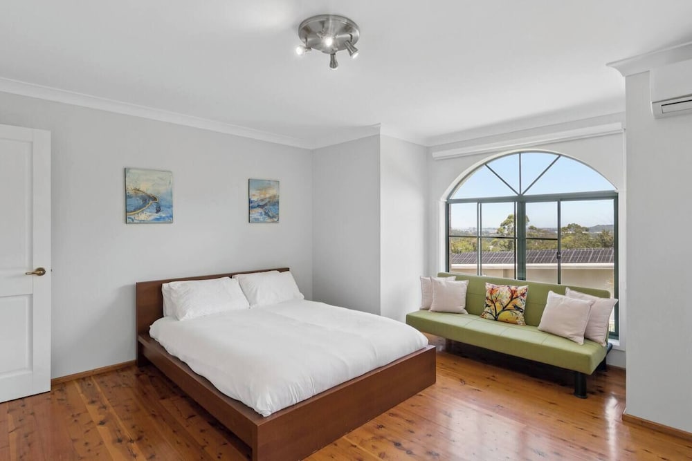 Catos Escape Close to Rainforest and Scenic Lookouts - Wollongong | Vrbo