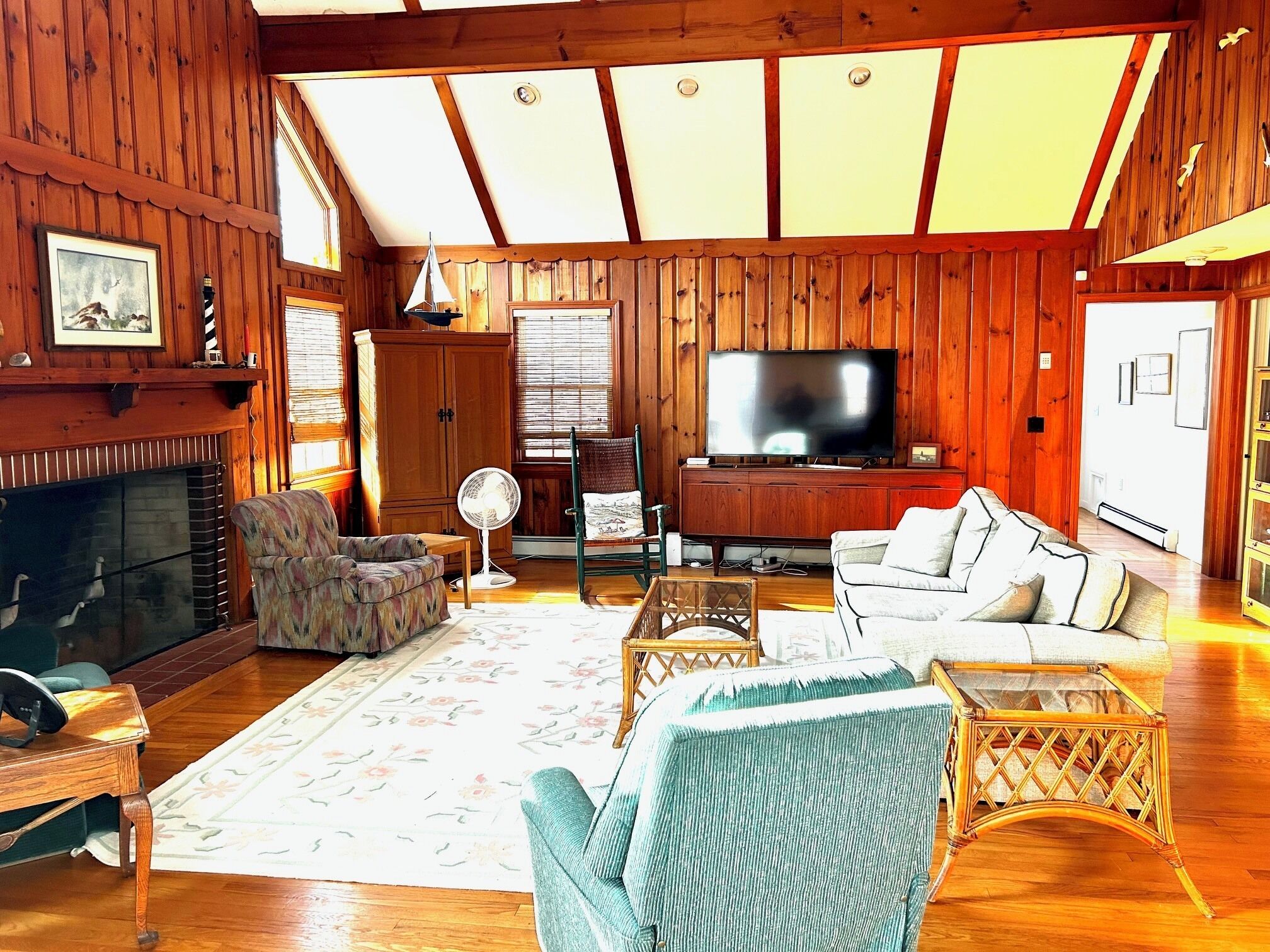 Private Green Hill Retreat 3+ Bedrooms  W/private Beach Pass And Ac - Charlestown, RI