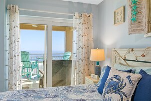 Apartamento em Condomínio Fechado, várias camas (Palm House 3A) | 3 quartos 