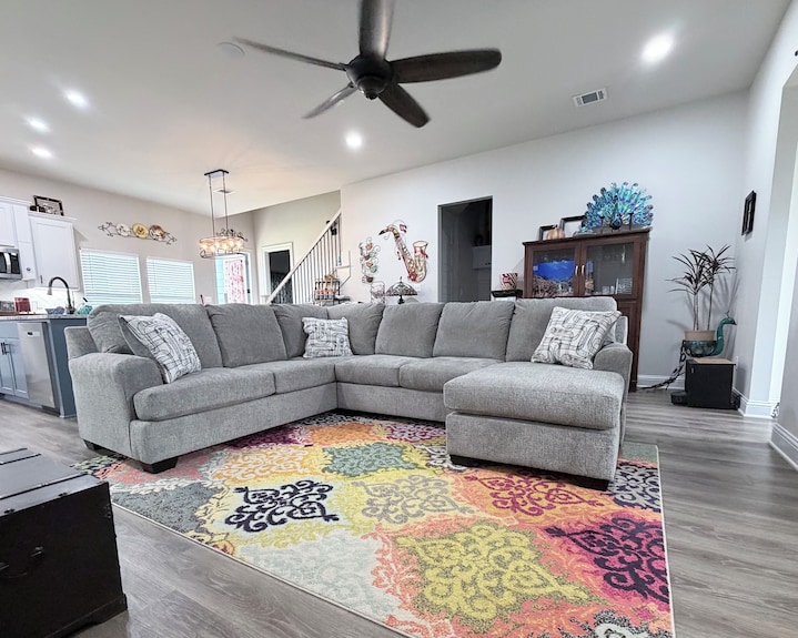 Wanderlust: Modern Home With Luxury Tub & King Bed 15m To Downtown - Shreveport