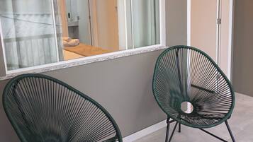 Suite Superior, lanai (alpendre havaiano), Vista para a cidade | Interior