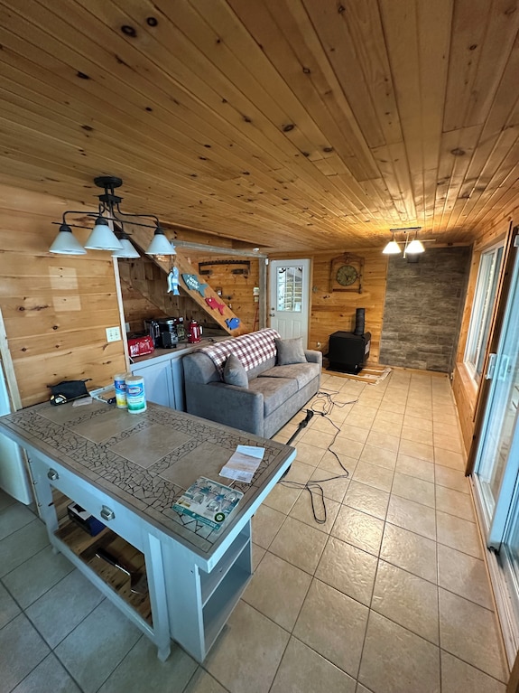 Private Waterfront Getaway - New Brunswick