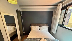 Suíte Joaquina | Roupa de alta qualidade, com decoração personalizada 