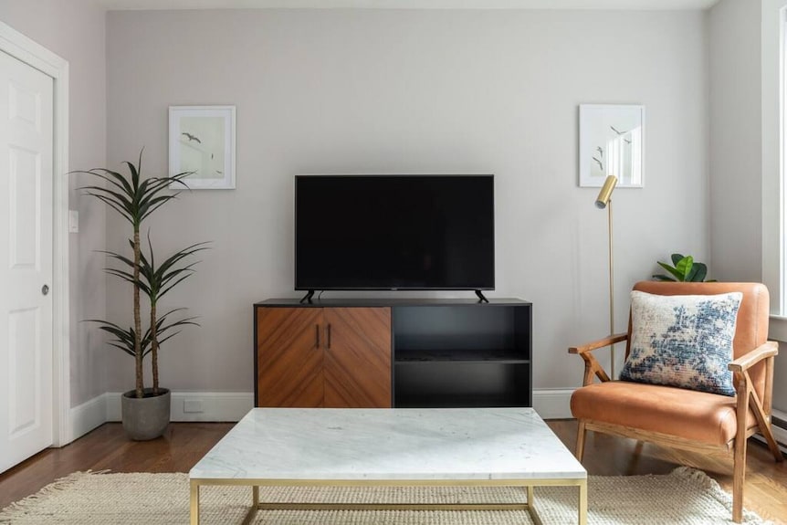 `Work From Boston` For Summer! Short + Long Stays For Nurses, Business And Leisure - Boston, MA