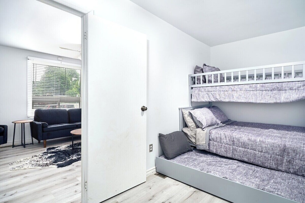 245 Elliott · Centrally located 3BDRM home in CityCore! Reviews, Deals ...