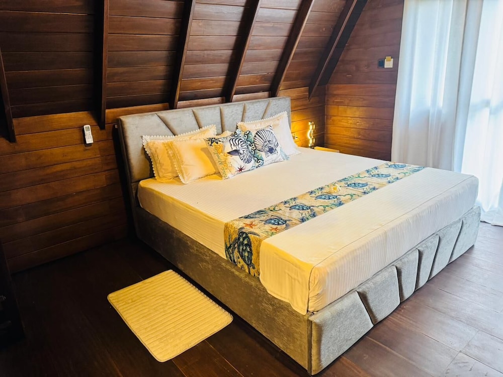 Soluna Cove Cabana - Hikkaduwa