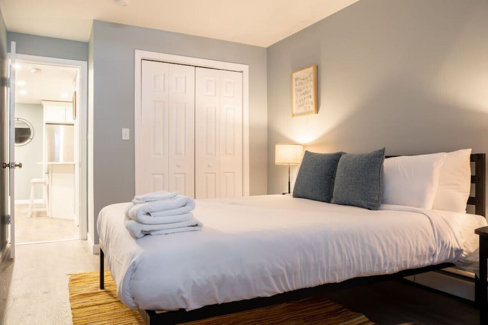 Wonderful Back Bay 1br/1ba | Short walk to Fenway! - Boston | Vrbo