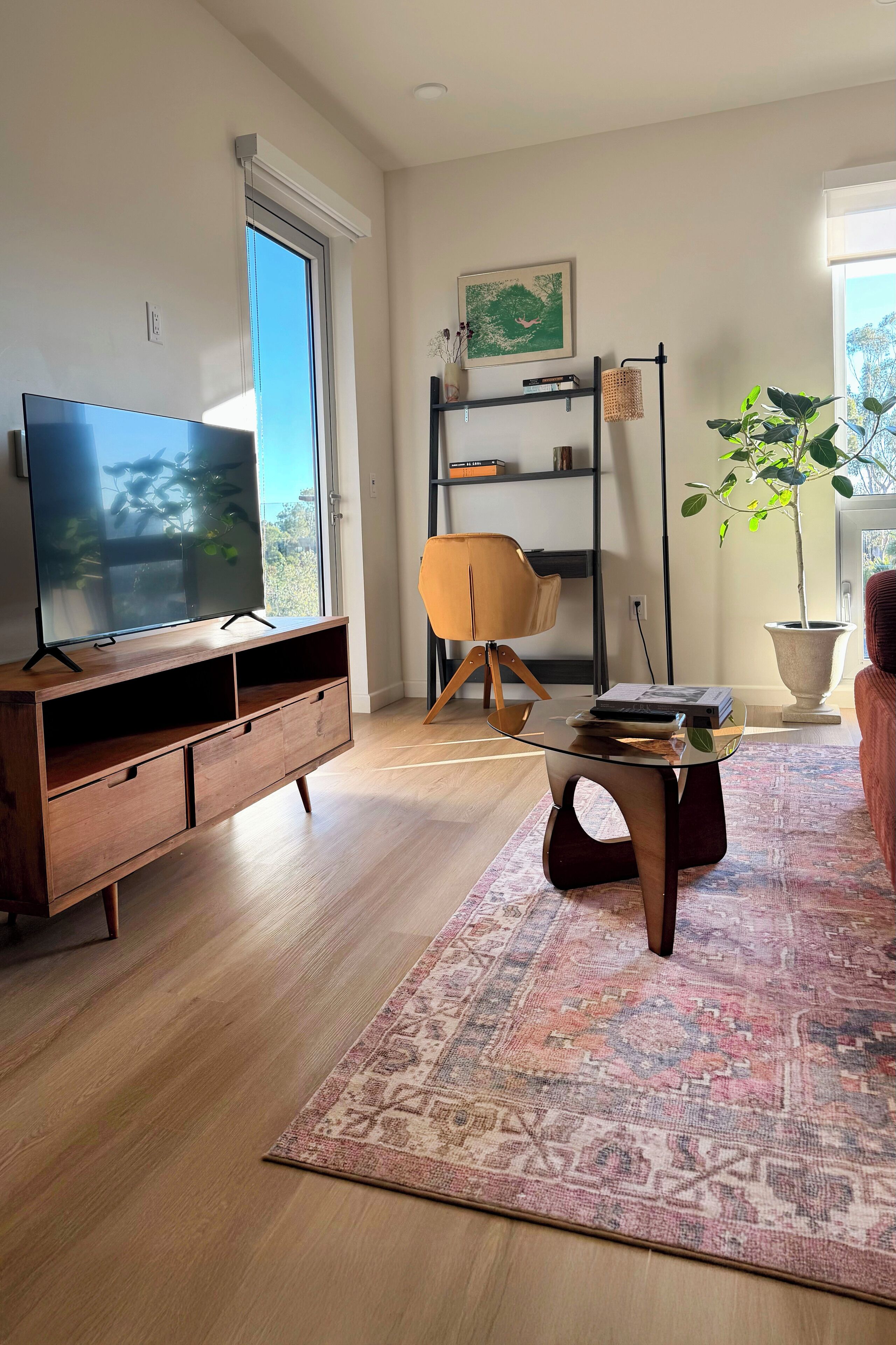 Designer Hillcrest Retreat With Pool & Gym  Walking Distance To Top Dining - Old Town - San Diego