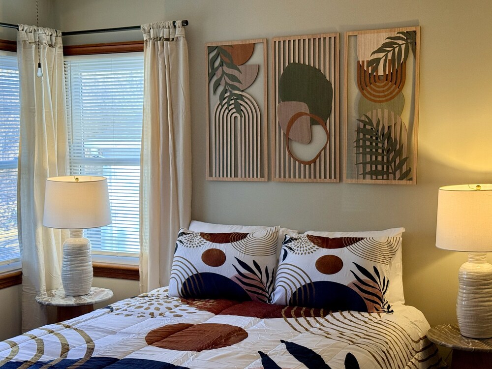 1 Level Home Prime Boonsboro Location 2 Bedroom 1 Bath Reviews, Deals ...