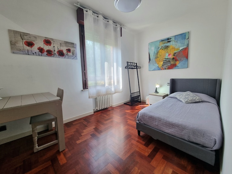 Apartment In Central Area With Free Parking (Parma Comfort House) - Párma