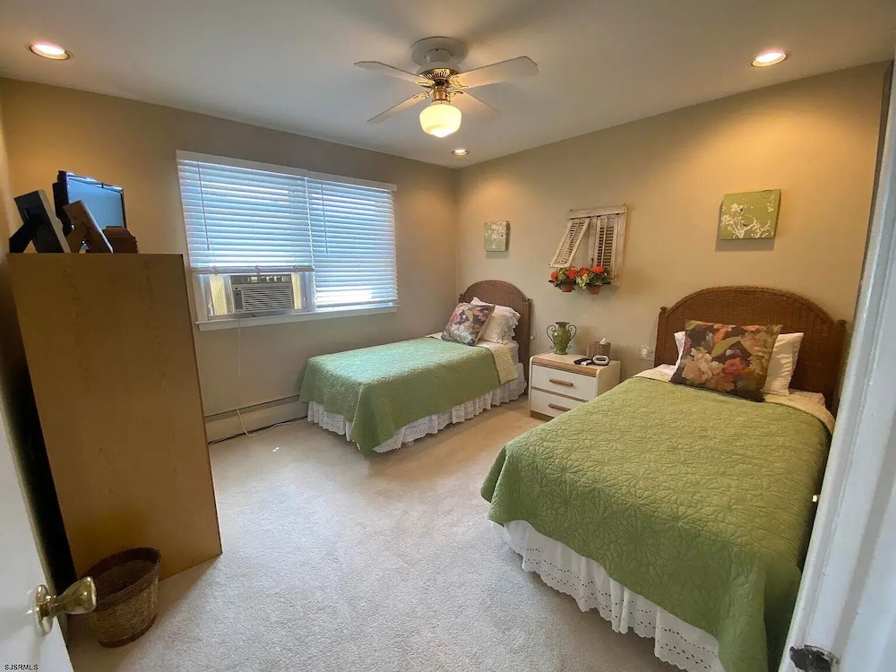 Relax in Margate • 2BR Near Beach, Dairy Bar & Minutes to Atlantic City ...