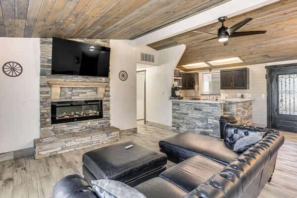 1 Mi To Main St Eats! Single-level Red Bluff Home - Red Bluff, CA